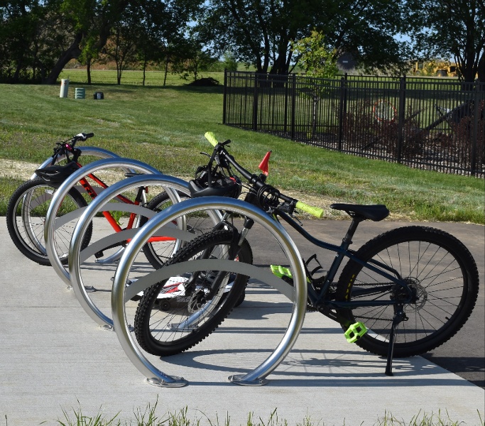 5 Essential Tips For Choosing Year-Round Outdoor Bike Racks